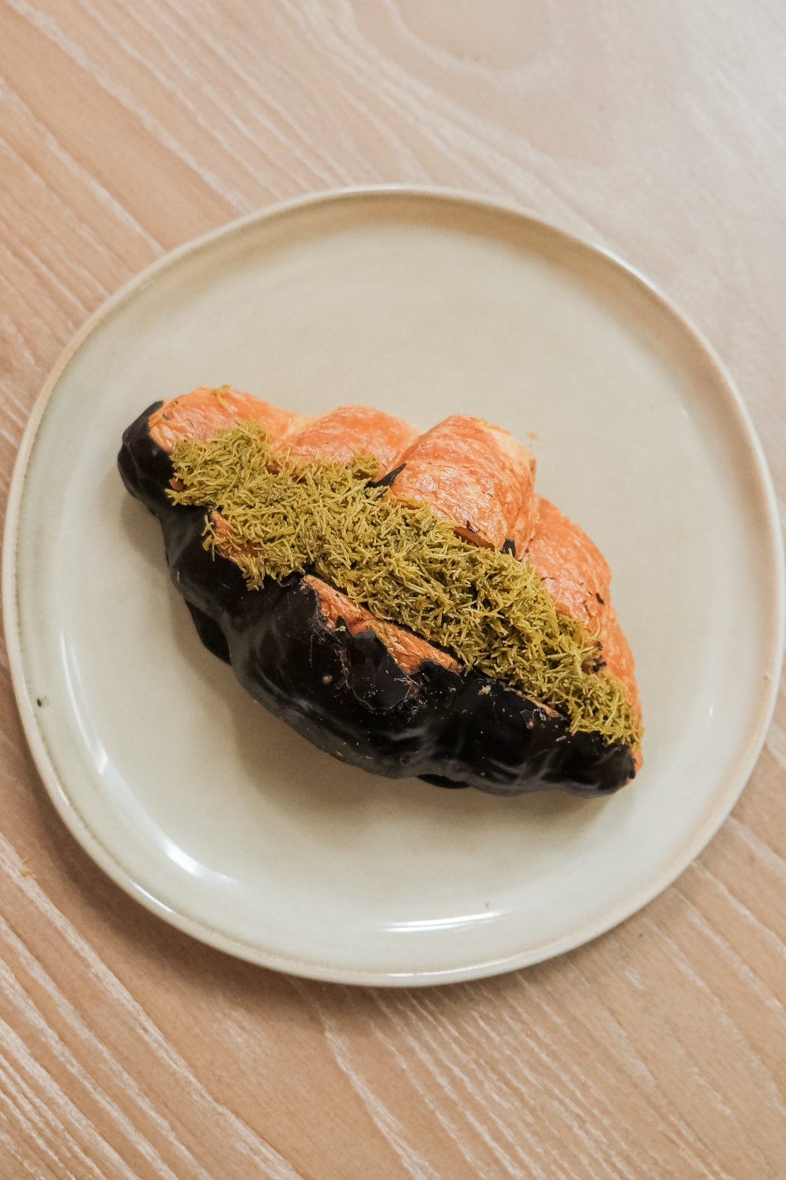 Dubai Chocolate Pistachio Croissant – Maya Bakery & Bar